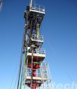 Hydraulic Workover Units vs. Traditional Well Intervention Methods ...